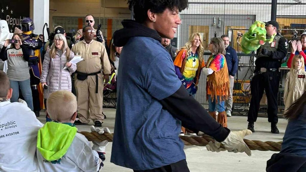 14th Annual Republic Airways Plane Pull - Indiana Wish